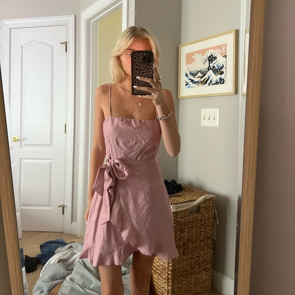 Selfie Leslie | Dresses | Selfie Leslie Pink Wrap Dress | Poshmark
